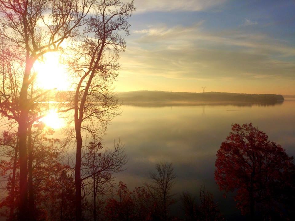 Paris Landing: Good Morning Kentucky Lake