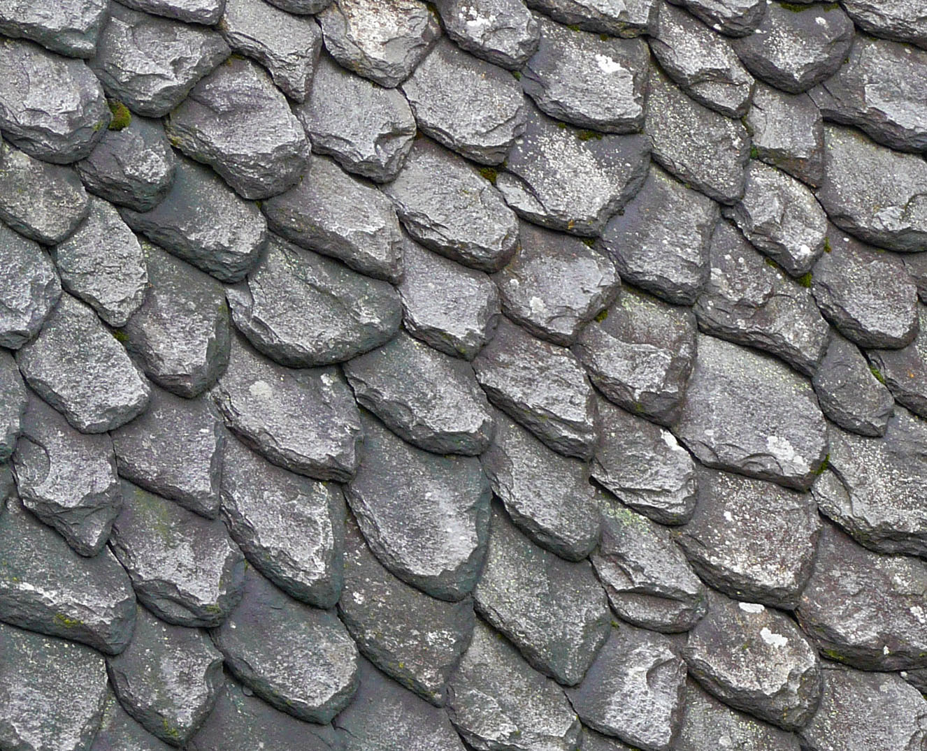 Living the life in Saint-Aignan: Dans le Cantal, la lauze règne sur les ...