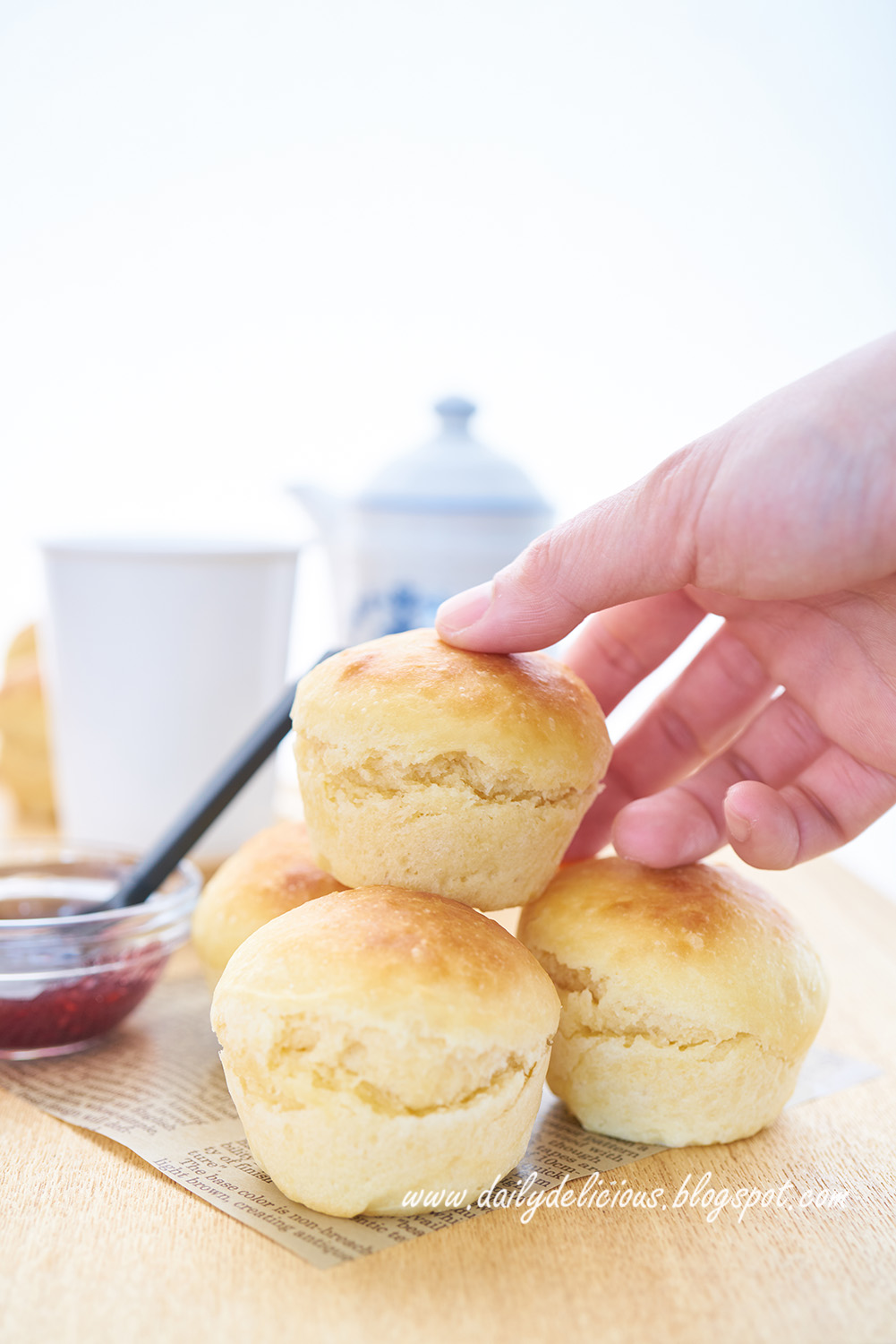 dailydelicious thai: ขนมปังนมแบบไม่ต้องนวด: No Knead Batter Buns