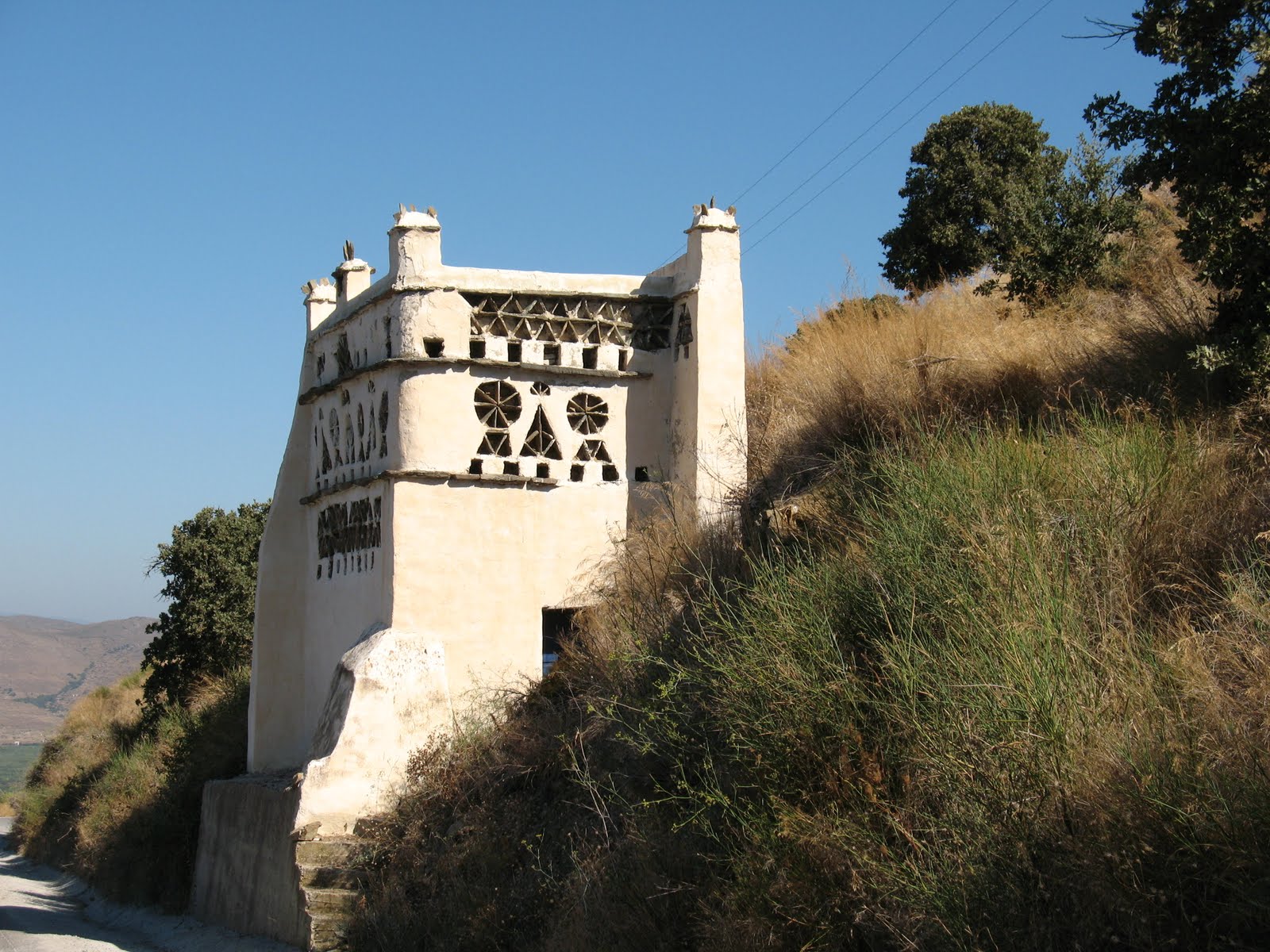 Jurnal de gradina: Porumbarele insulei Tinos , Ciclade