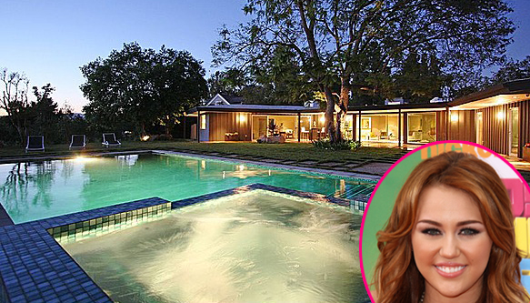 Hollywood: Miley Cyrus House Mansion California