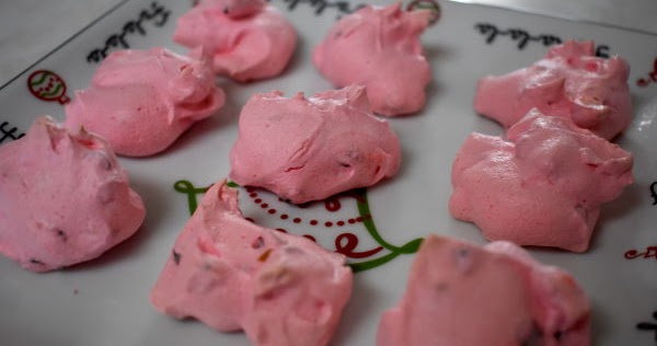 Raspberry Meringue Cookies