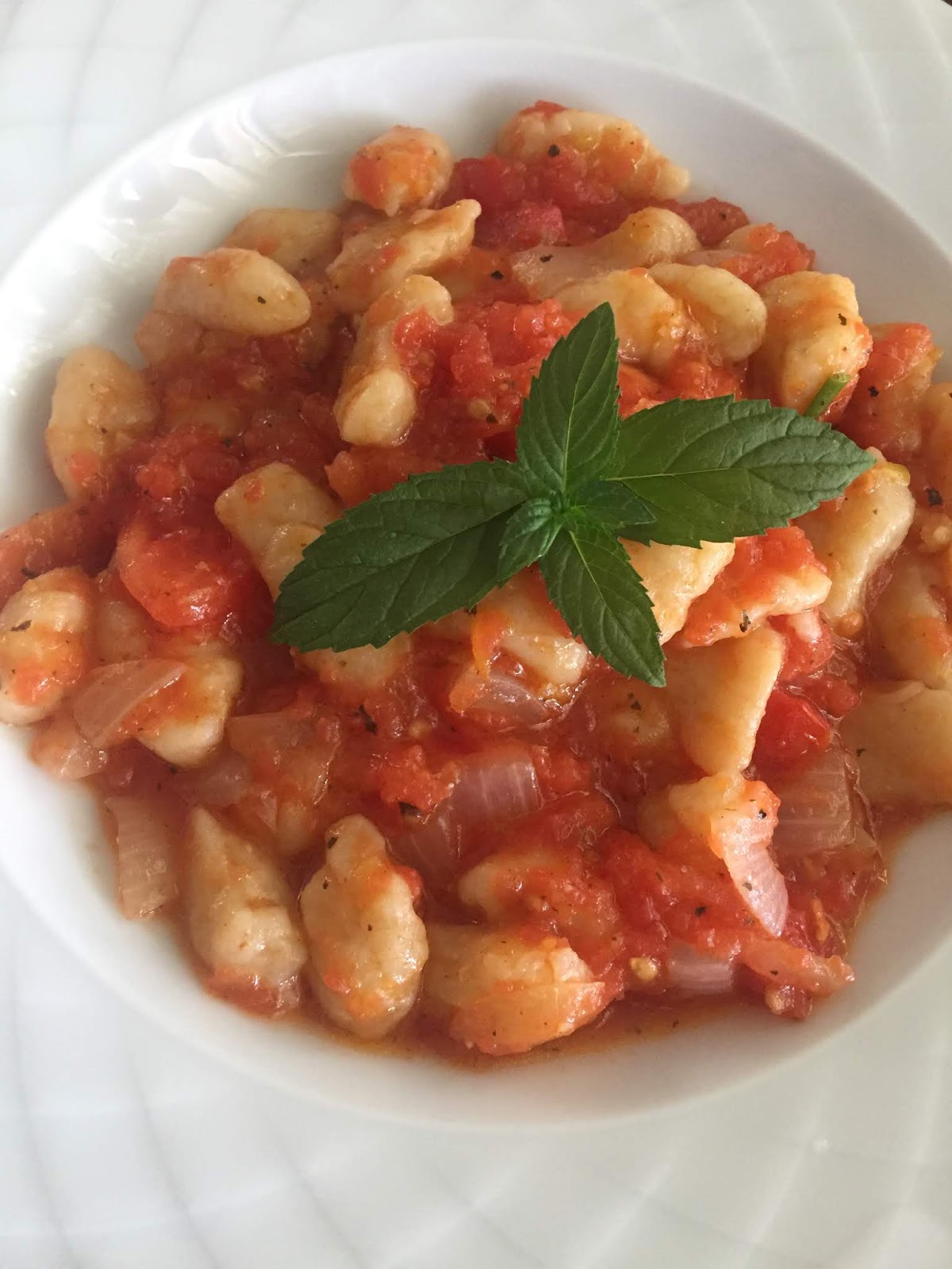 Cafe Gusto: Gnocchi (Niyoki)