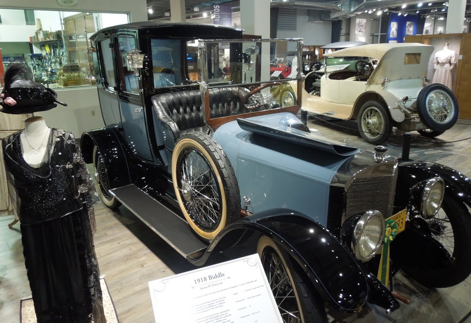 Travels of Pauline and Chuck: Vintage Treads and Threads, Fairbanks, AK ...