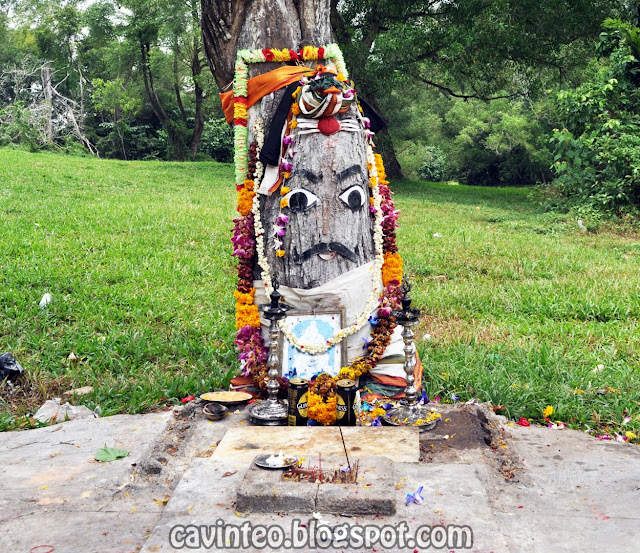 Entree Kibbles: Hindu Cemetery - A Walk with Singapore Paranormal ...