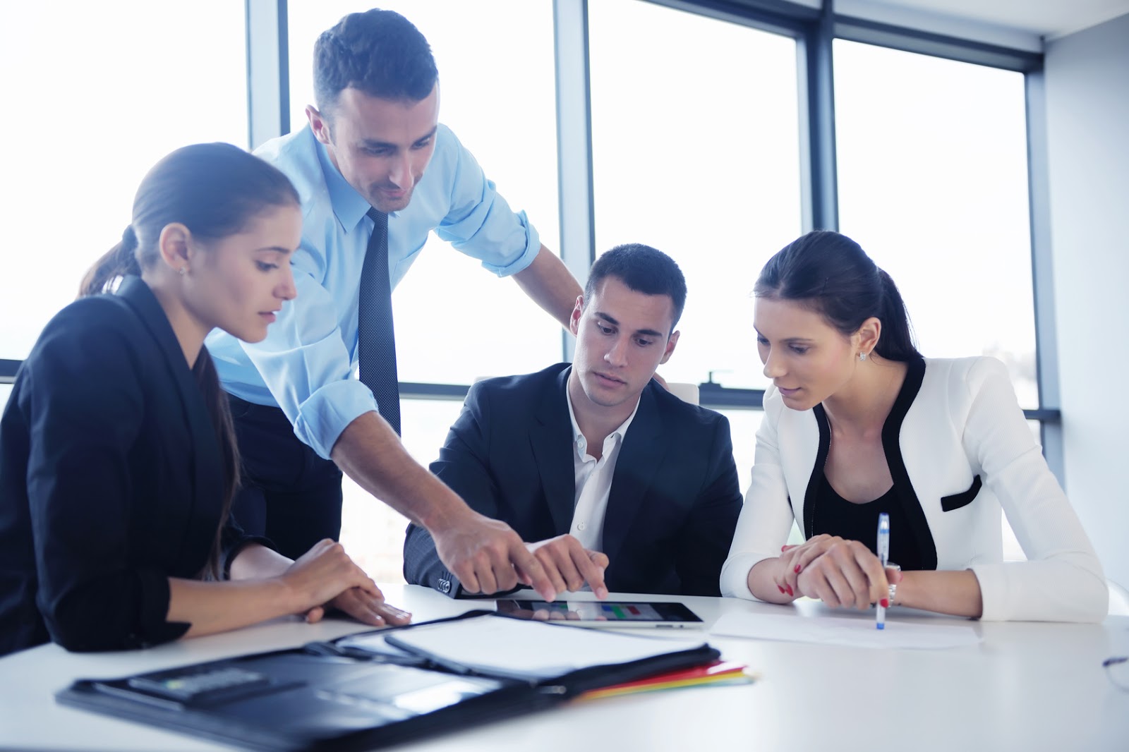 Dinero, Tecnología y Capacitación: La Importancia de estar Capacitado y ...