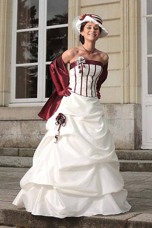 robes de mariage,robes de soirée et décoration: Robe de mariée blanche ...