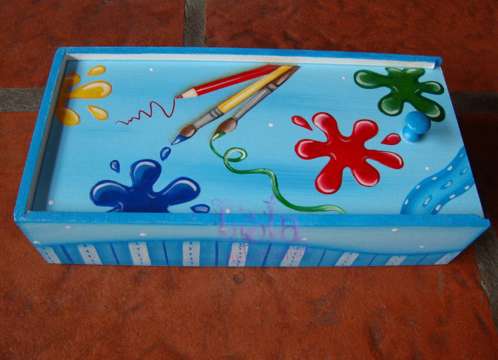 Lola Artesanías: Caja con cartuchera diseño de Art Attack