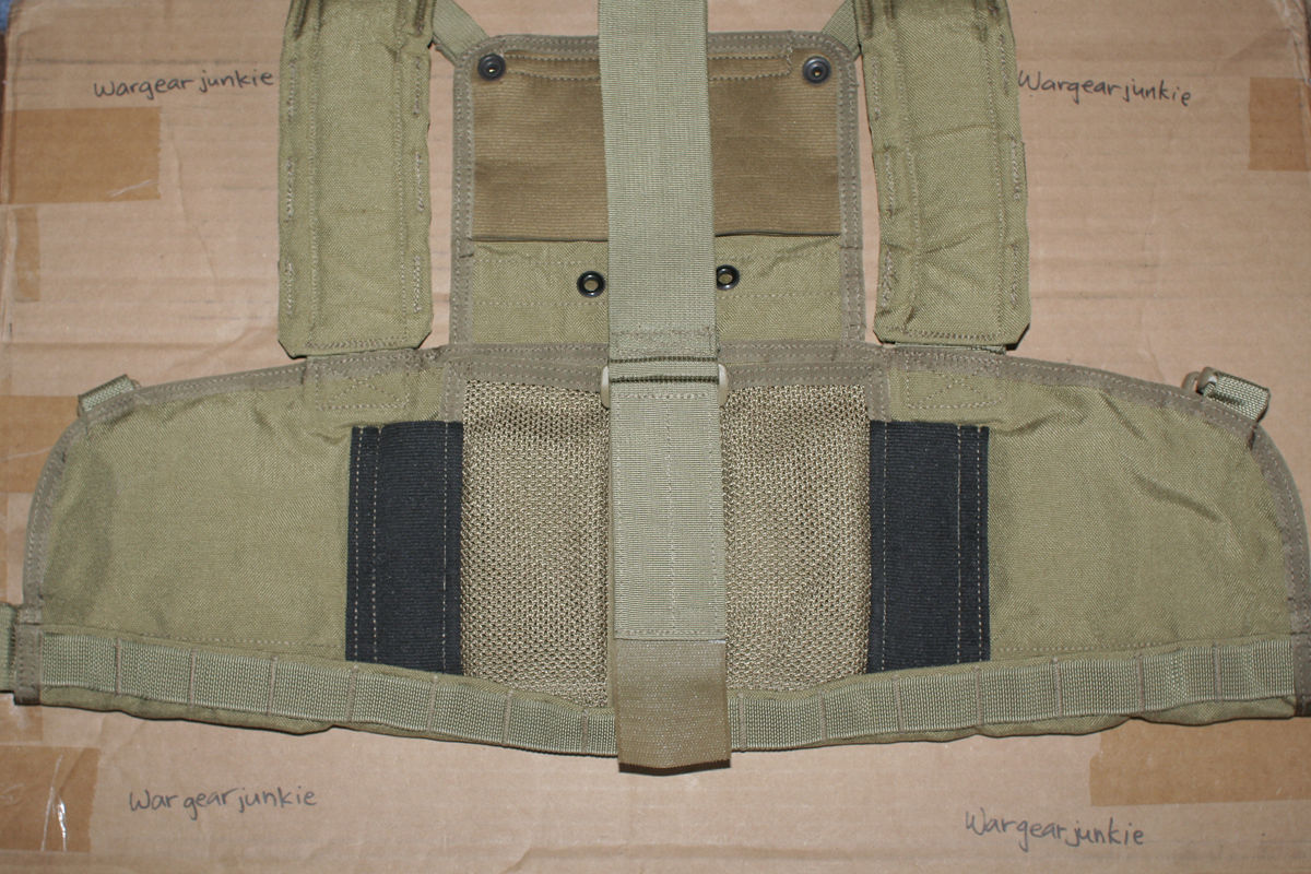 Webbingbabel: Eagle Industries Rhodesian Recon Vest Khaki