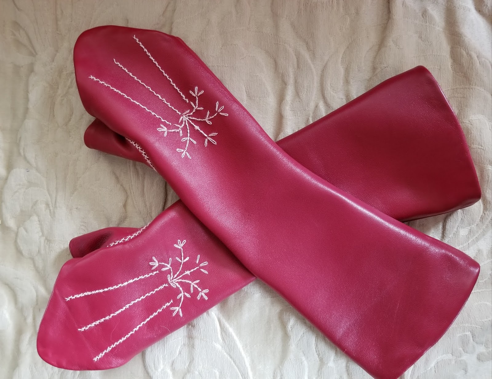 Crazy Cat Lady's Musings: Sewing during a Pandemic: "Women's purple and ...