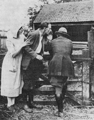 Leslie Howard: Five Pounds Reward - 1920(aka £5 Reward)