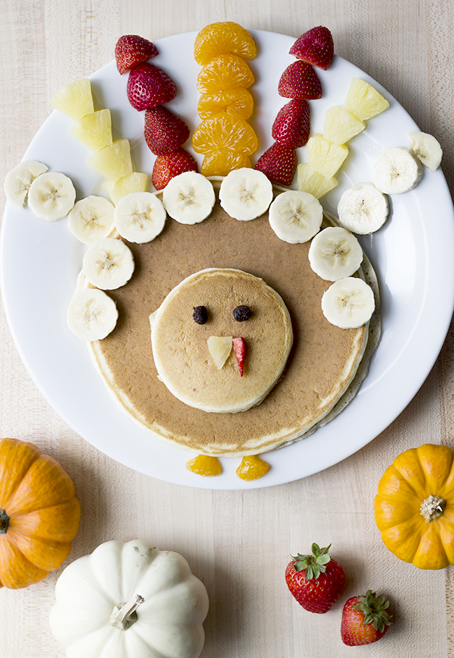 Bubby and Bean ::: Living Creatively: Thanksgiving Morning Turkey Pancakes