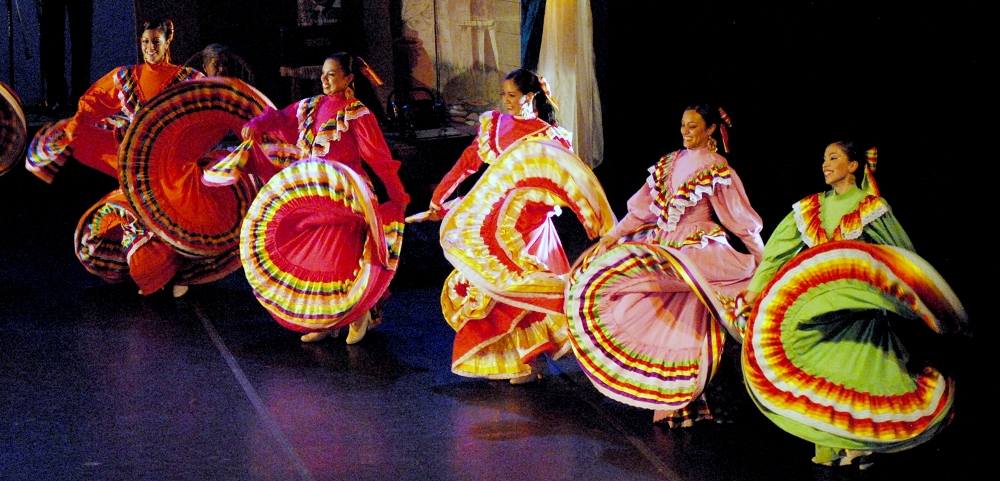 KARG: Danza Folklorica