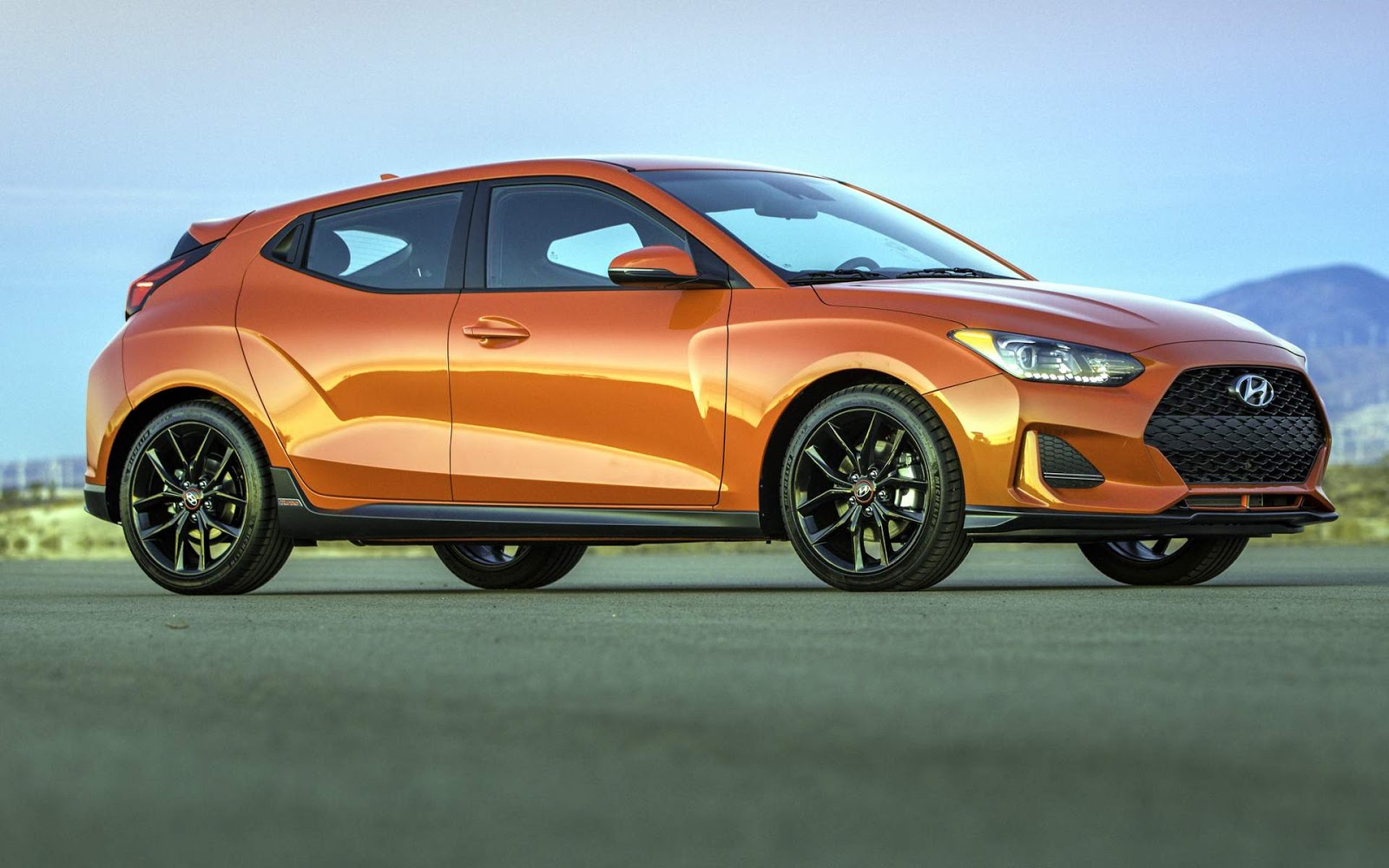 Hyundai Veloster 2019: fotos e especificações oficiais