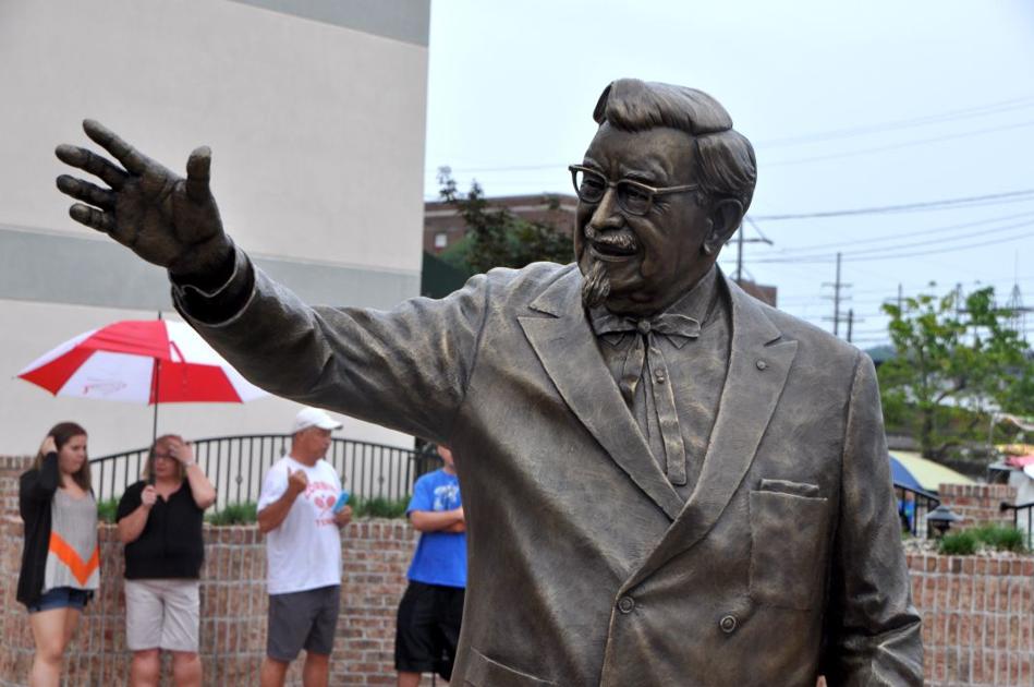 La historia de Harland Sanders, fundador de KFC