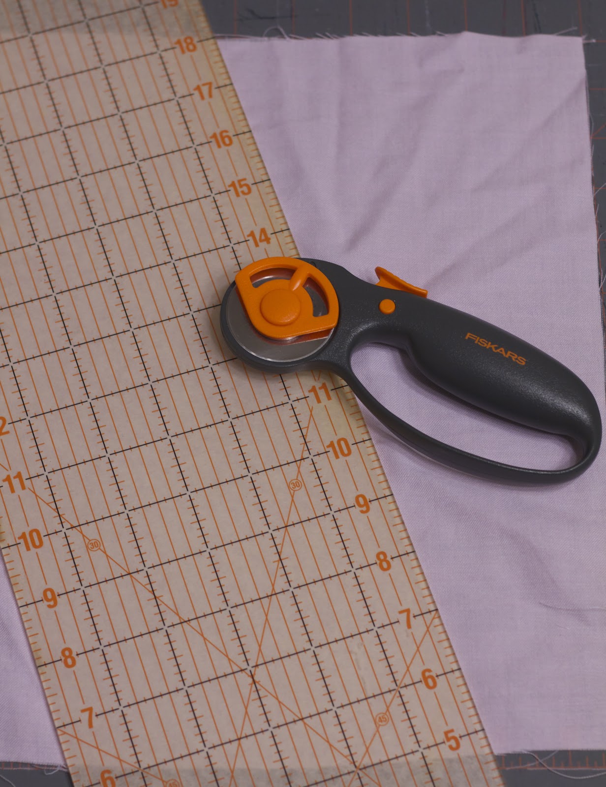 Distractions: Double Sided (Reversible) Pocket Square Tutorial