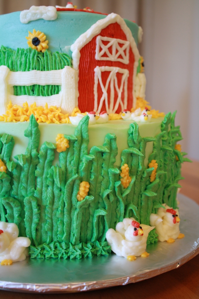 Party Cakes: Barnyard Cake with Chickens!