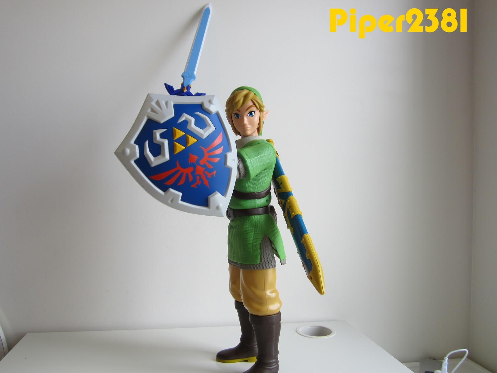 Piper2381: The Legend of Zelda 20 inch Link Figure