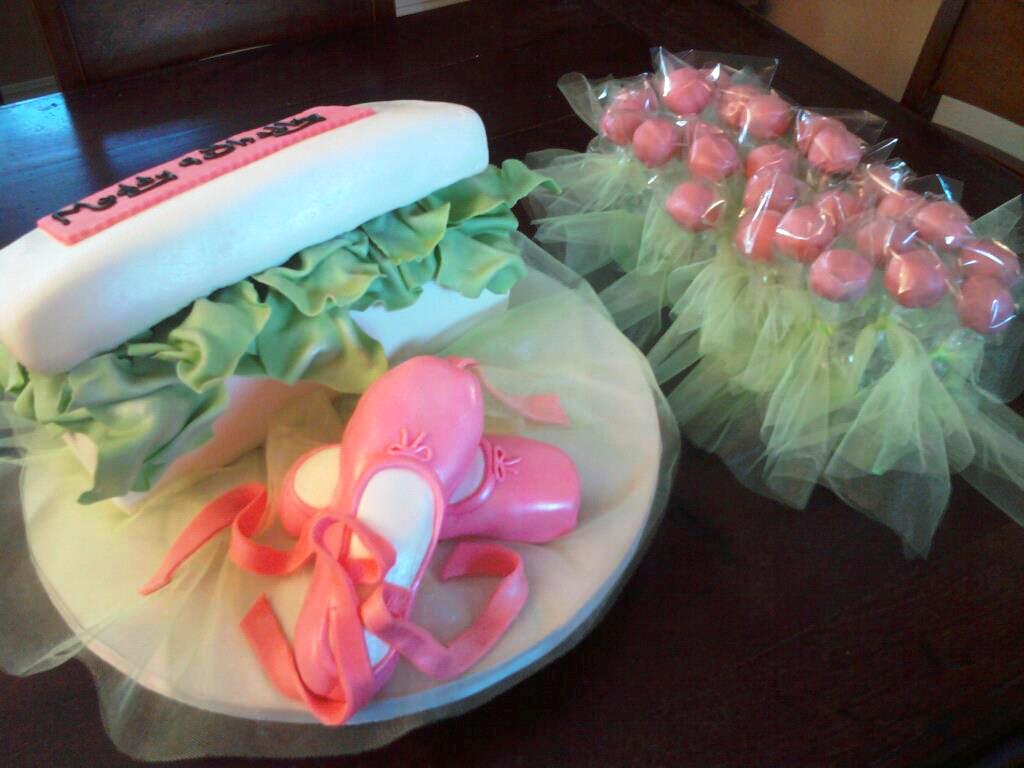 AimeeJo Desserts: Ballerina Toe Shoe Cake