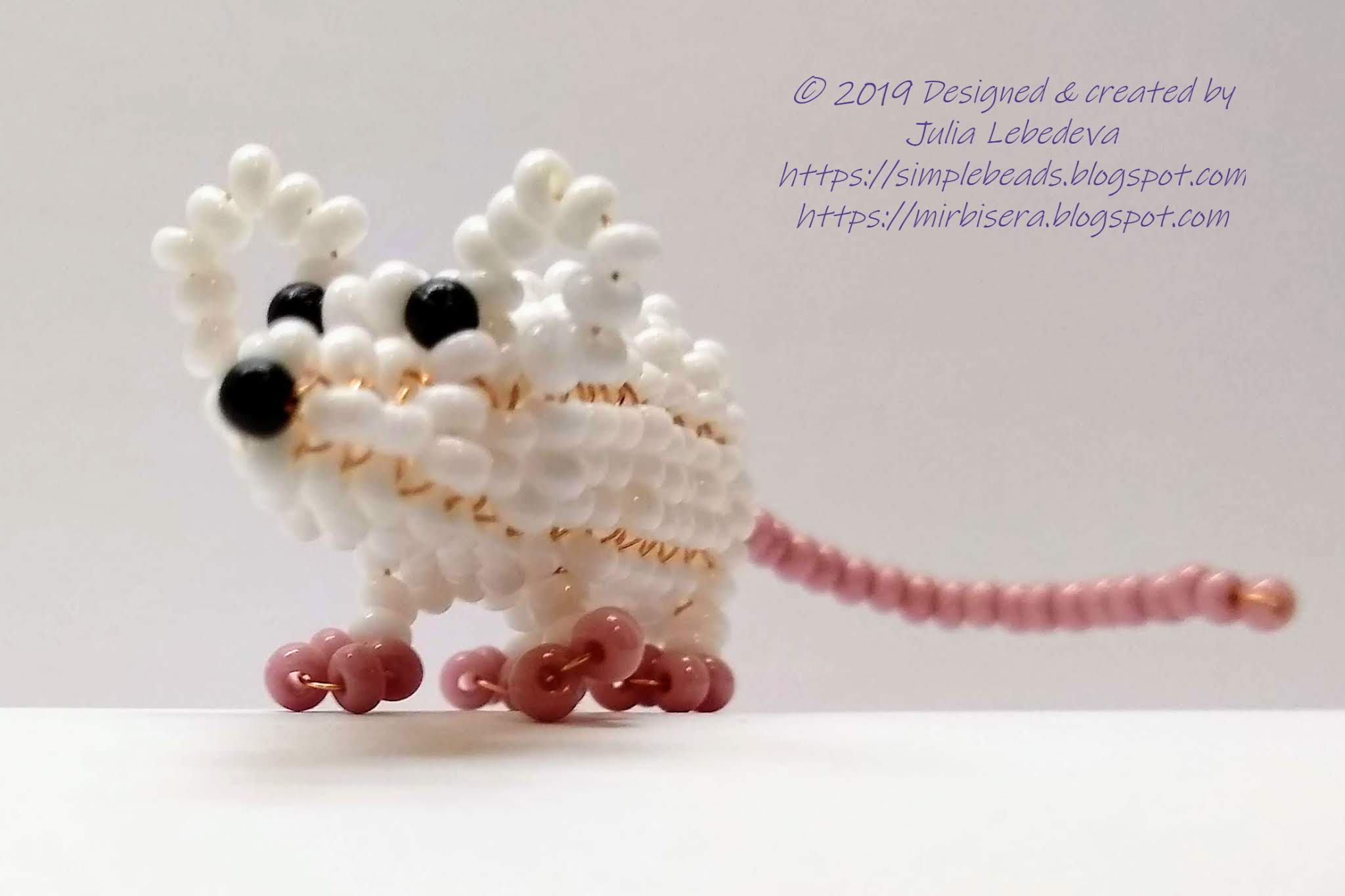 Beading for the very beginners: A mouse with a piece of cheese