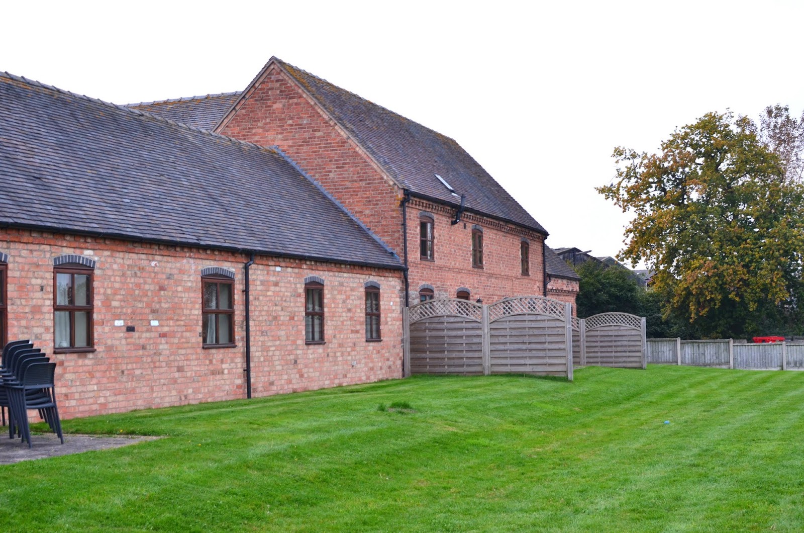 Layman's London: Oulton House Farm, Norbury, Stafford,Staffordshire