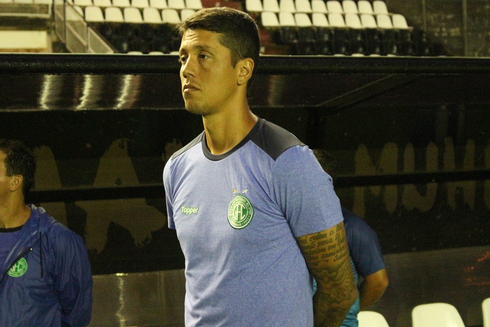 Treinador do Guarani, Thiago Carpini tem rotina puxada na quarentena ...