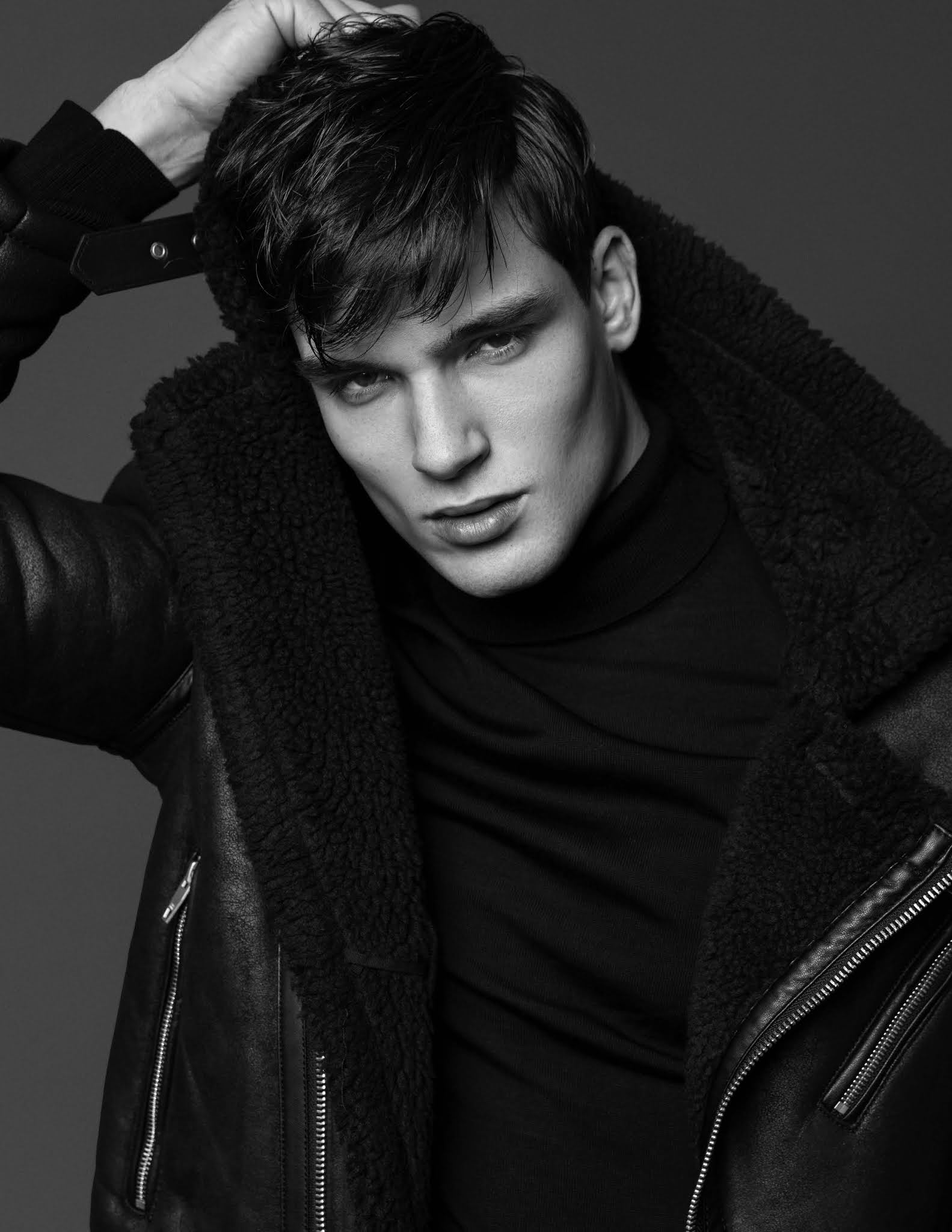 Mason McKenrick para Man of Metropolis por Andrew Parsons