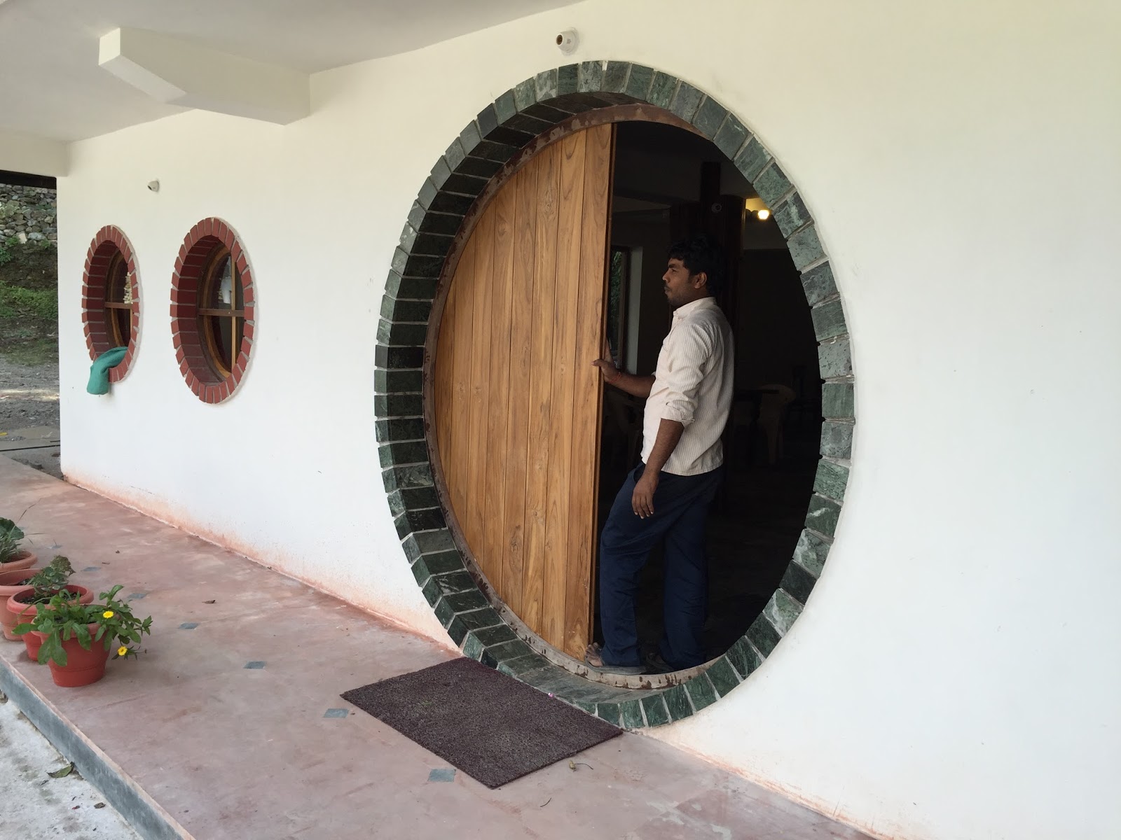 Hobbiton Style Circular Door