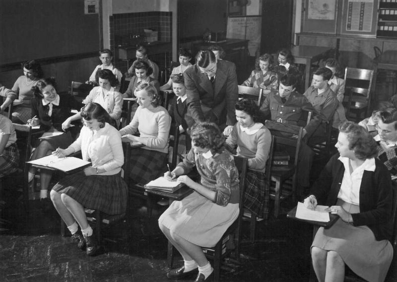 Vintage Photos of Japanese-American Life After the War in the 1940s ...