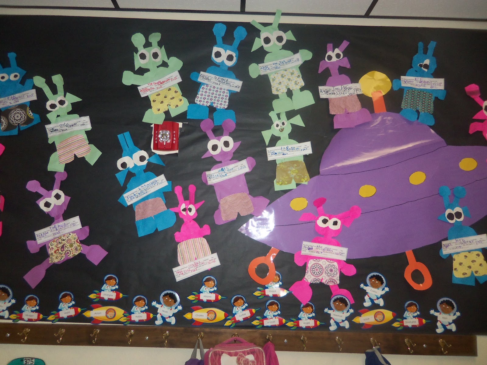 Mrs. Wood's Kindergarten Class: Astronauts and Aliens!