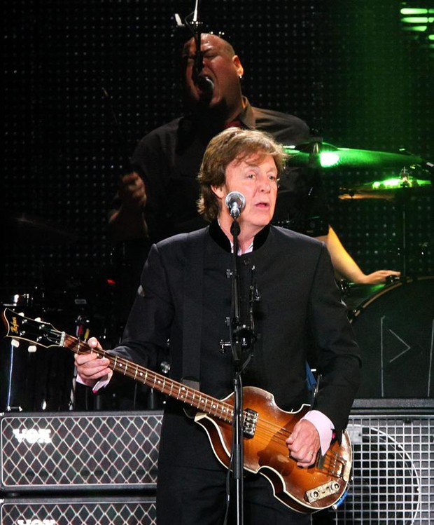 McCARTNEY PHOTO BLOG: Paul Mccartney Rocks Bogota McCARTNEY PHOTO BLOG: Paul Mccartney Rocks Bogota