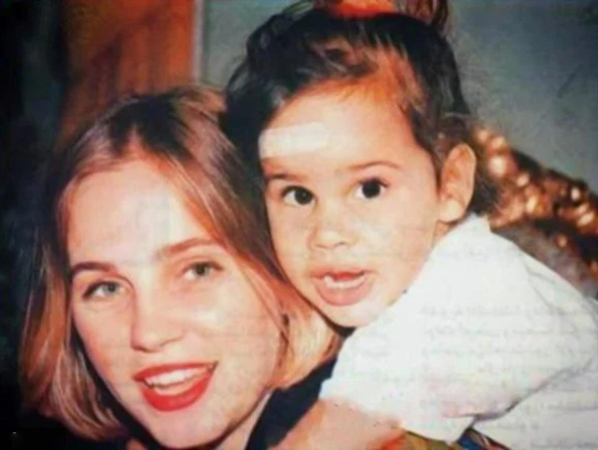 All you need to know about Nour Amr Diab and exclusive photos