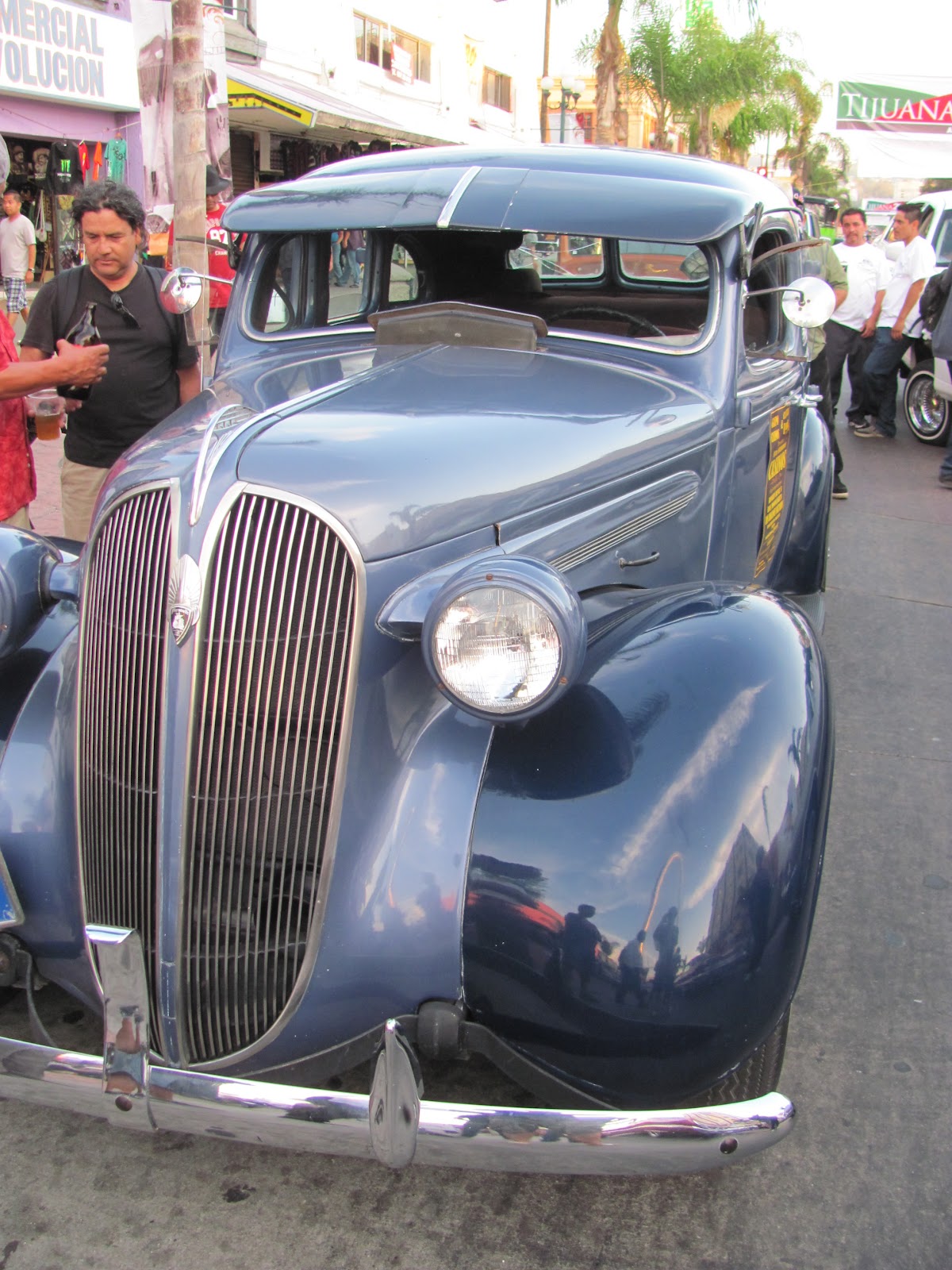 Tijuana - A Sunday Afternoon on Avenida Revolucion