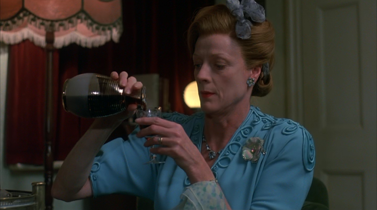 Nick's Film Jottings: A Private Function (1984 Malcolm Mowbray)