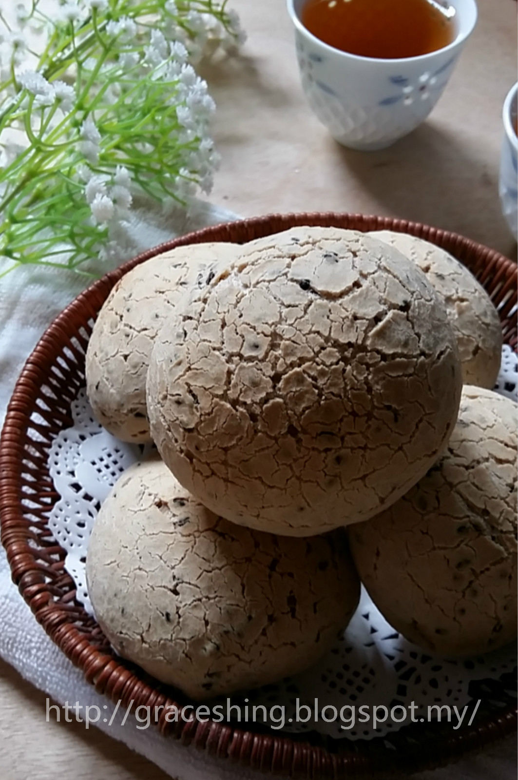 Grace's Blog 欣语心情: 韩式麻磁面包 Korean Mochi Bread