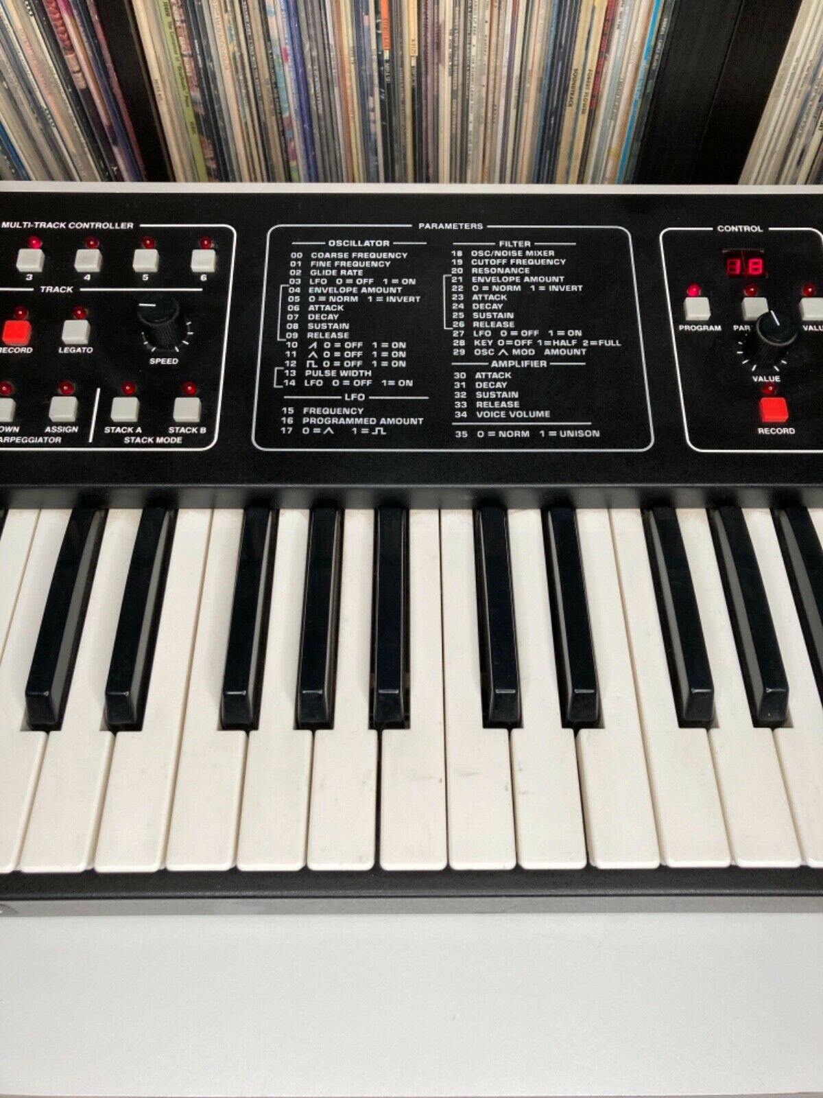 MATRIXSYNTH: Sequential Circuits Six-Trak SN 002907