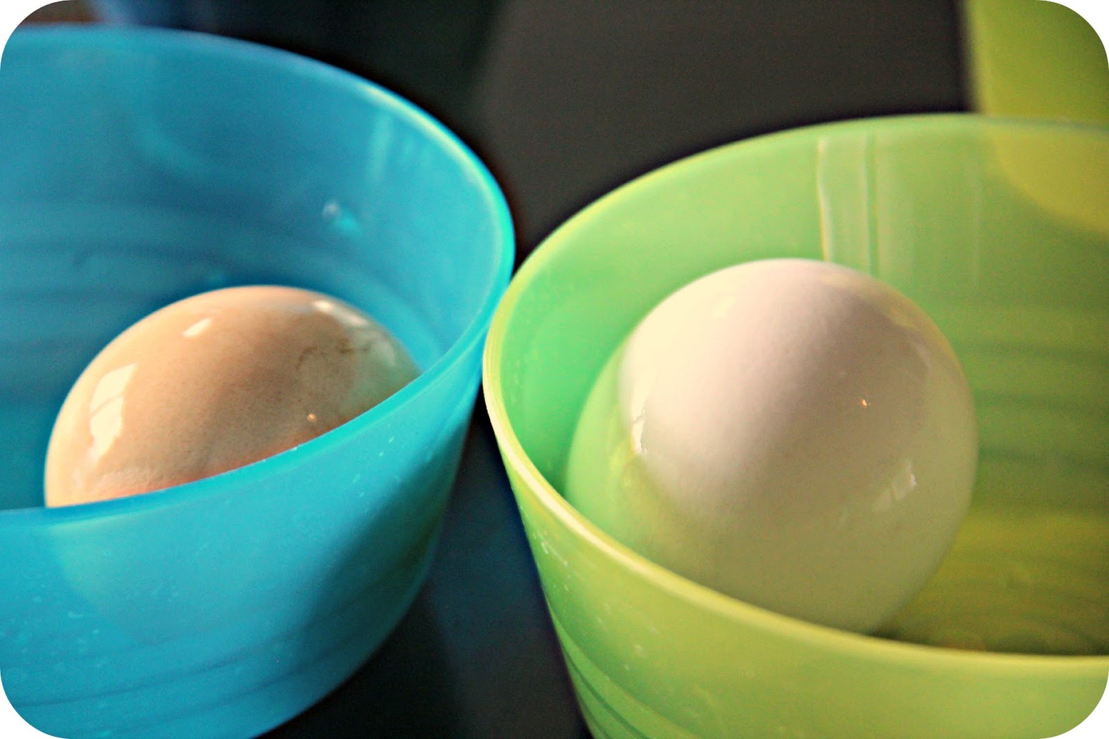 Blue Skies Ahead: Do drinks affect our teeth? A science experiment!