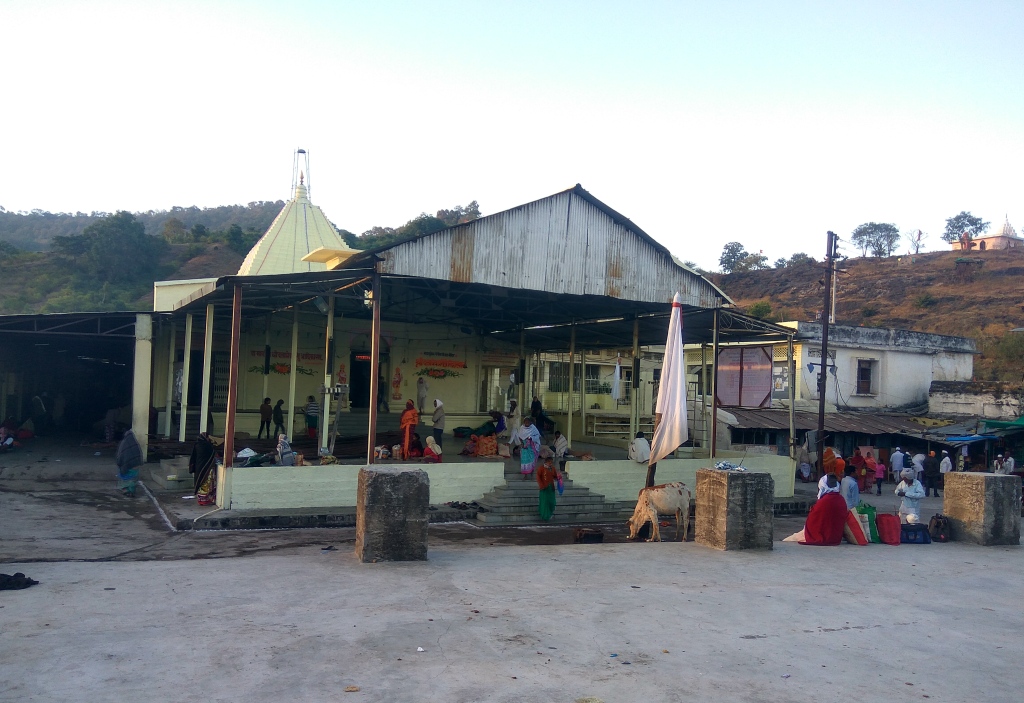 Hindu Temples of India: Devdeveshwar Temple, Mahur, Maharashtra