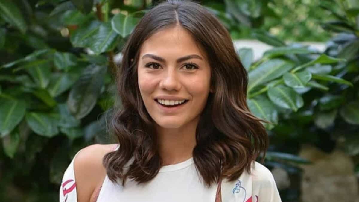Series de Demet Özdemir se verán en Serbia