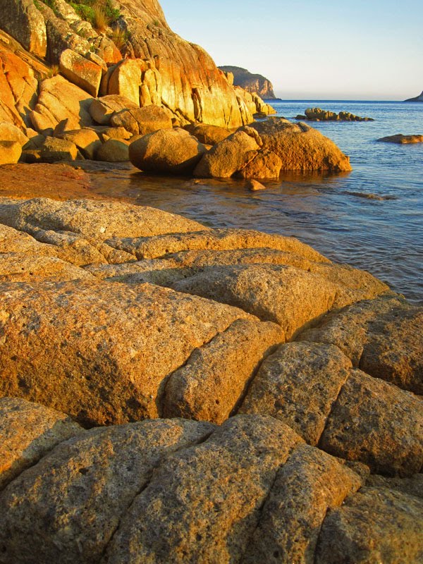 Kayaks across Bass Strait: Erith Island