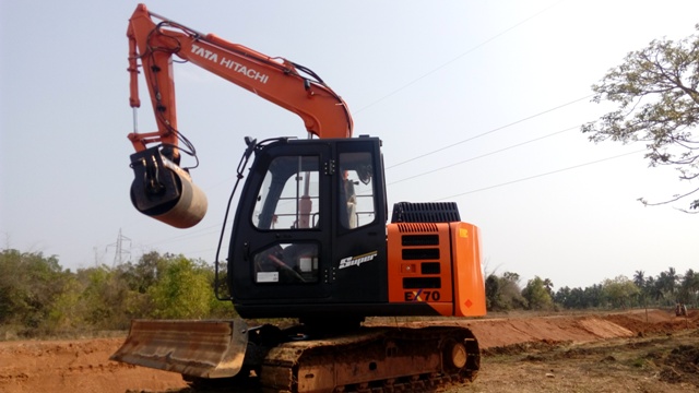 Slope Vibratory Compactor Attached With Excavator : Slope Vibratory ...