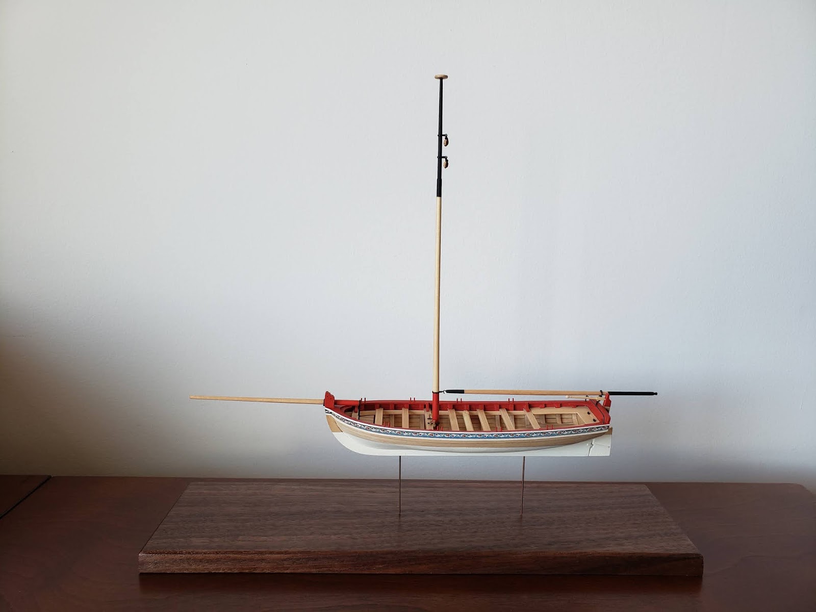 J White's Gallery: 18th Century Longboat - Model Shipways 1:48 - Part 4
