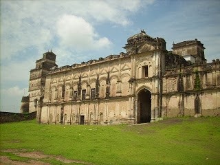arvind shukla: samthar fort समथर