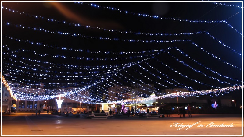 Piata Ovidiu, luminata pentru sarbatorile de iarna - Fotograf in Constanta