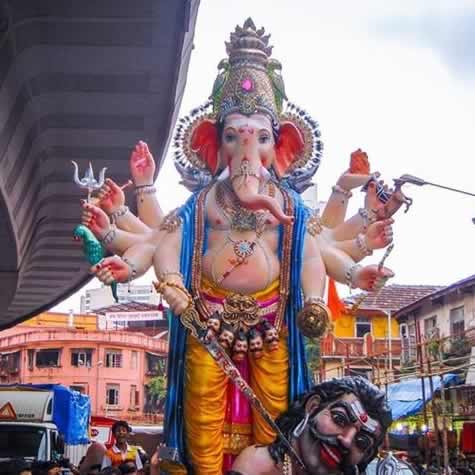 Ganesha: Parel Cha Raja ( Narepark ) -2015