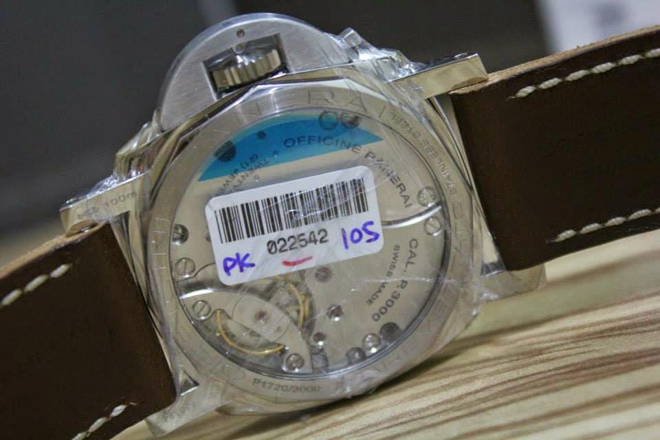 . H o b i J a m . : (SOLD) BNIB Panerai PAM 372 Luminor Historic 1950 ...