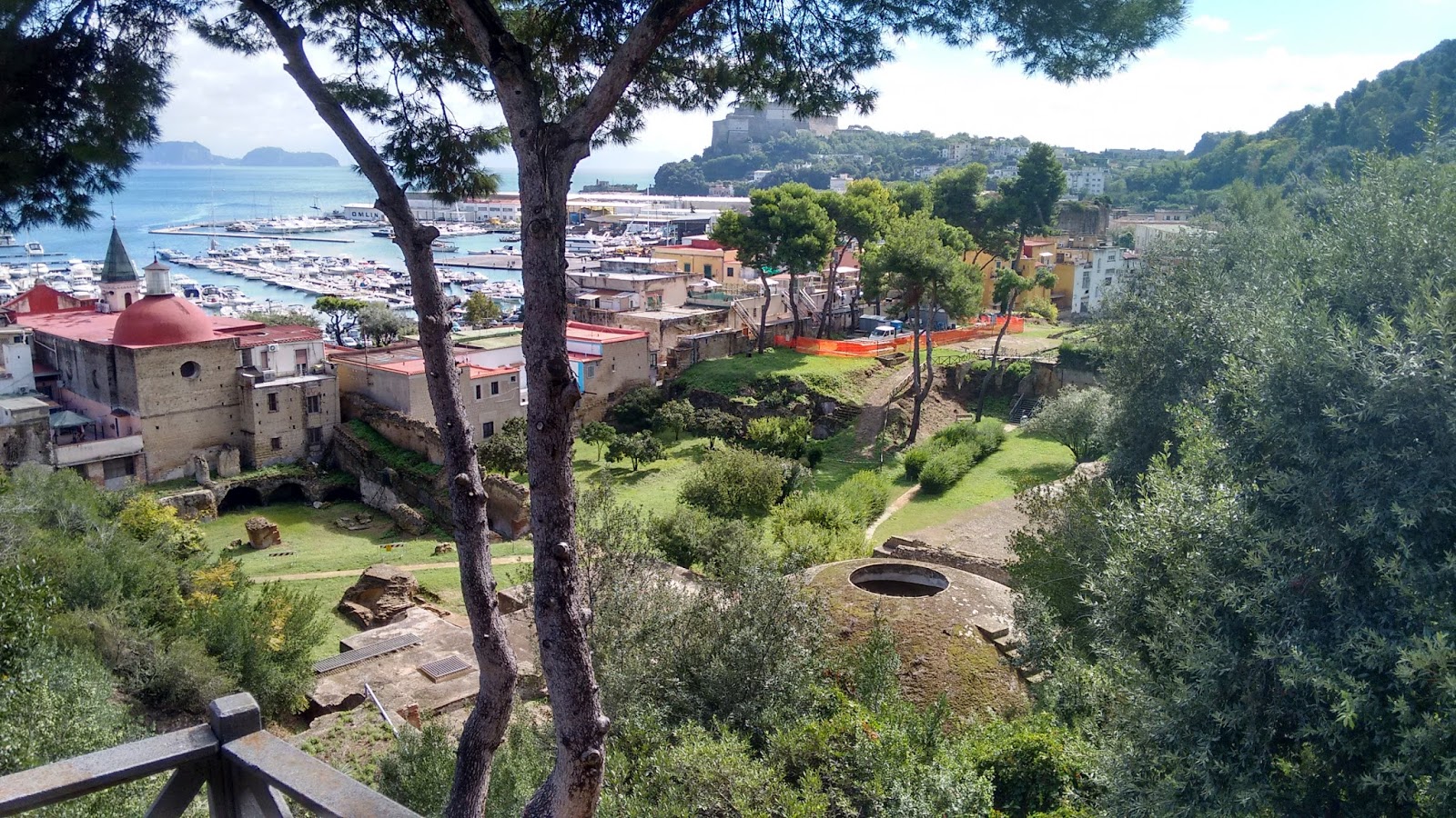 Archaeo-Artist: A Traveller's Blog: 12. Baiae: the original Sin City