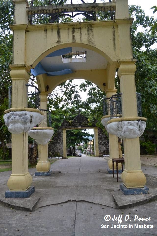 Bisayang Manlalakbay around the Philippines: Holy Cross Parish CHurch ...