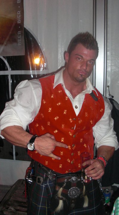 LA PERFECTION FAITE HOMME: TONY BREZNIK 06