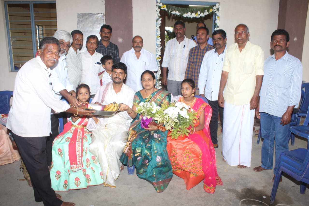 Gathering of Mekala families